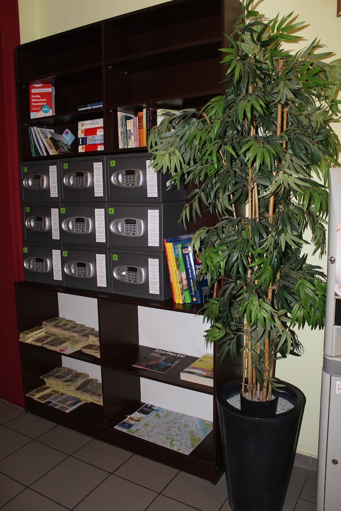 Westend City Hostel Gmbh - Vienna