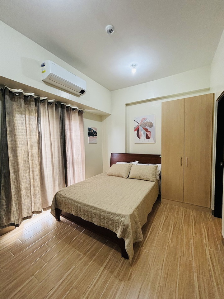 Megaworld Iloilo Condo Unit - Quezon City