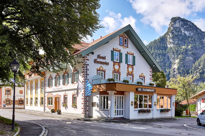 Zum Turm  -  Apartments Und Gästezimmer - Oberammergau