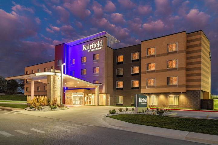 Fairfield By Marriott Inn & Suites Kansas City At The Legends - Kansas City, KS
