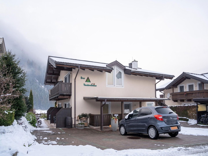 Apartment With Terrace In Hollersbach - Mittersill