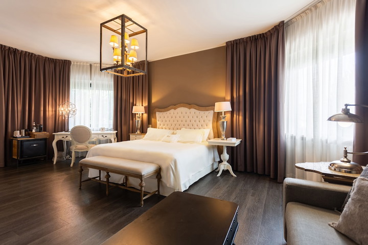 Like Home - Boutique Hotel - Бергамо