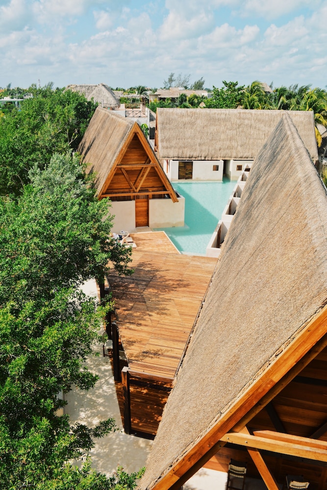 Punta Caliza - Isla Holbox