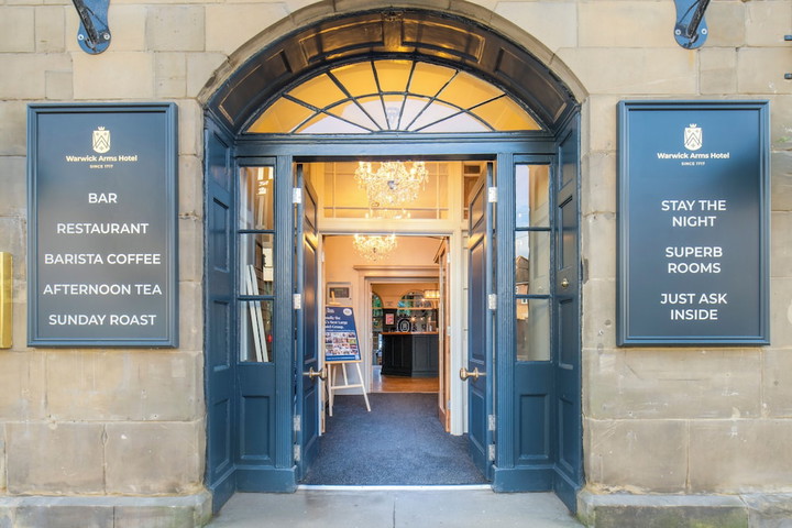 Warwick Arms Hotel - Warwick