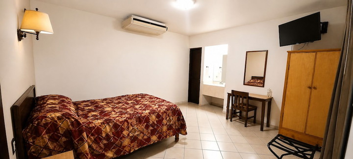 Hotel Flores Hills - Monclova