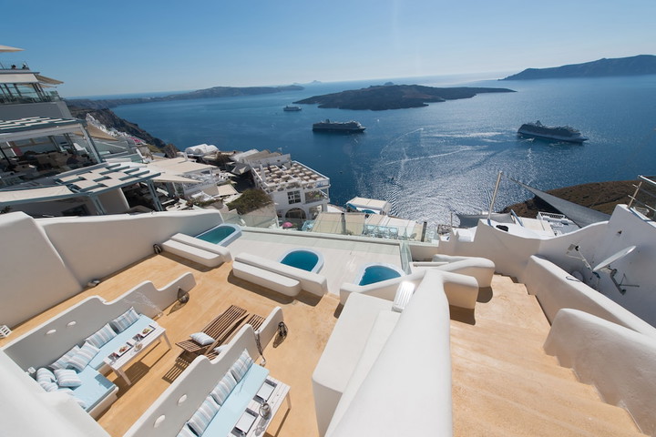 On The Cliff - Santorini