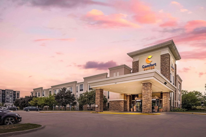 Comfort Suites East Lincoln - Mall Area - Lincoln, NE