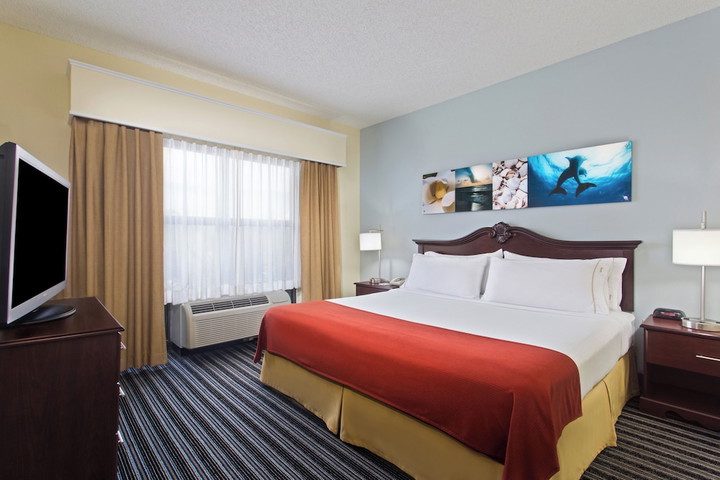 Holiday Inn Express Hotel & Suites Clearwater North-dunedin By Ihg - Palm Harbor, FL