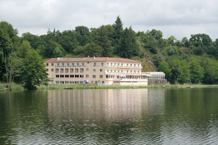 Contact Hôtel Le Moulin Neuf - Chantonnay