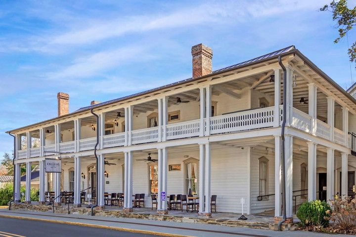 The Colonial Inn, An Ascend Collection Hotel - Chapel Hill, NC