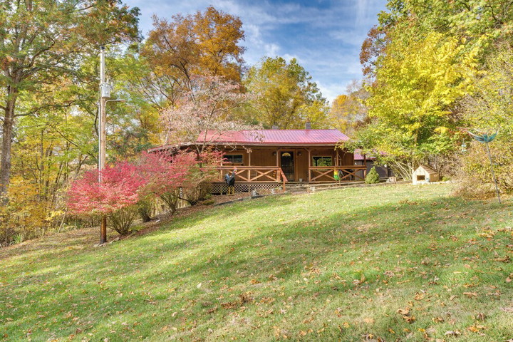 French Lick Getaway W/ Deck, Grill & Fire Pit! - French Lick, IN