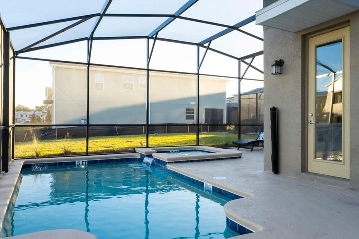 Storey Lake 5br Home Resort + Pool - Kissimmee, FL