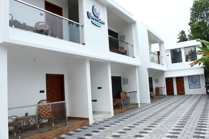 Wavealokam Beach Retreat - Varkala