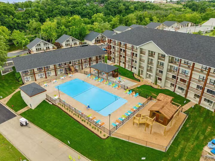 Roark Creek Resort - Branson, MO