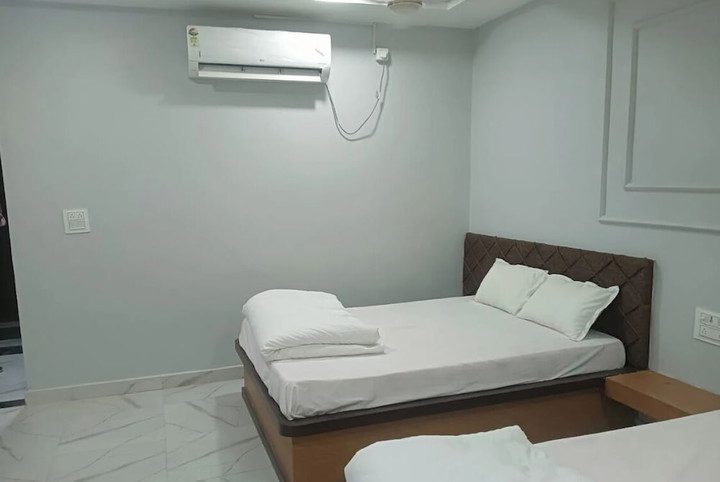 Seasons Resorts - Jabalpur
