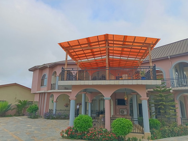 Osaah Bema Lodge - Kumasi