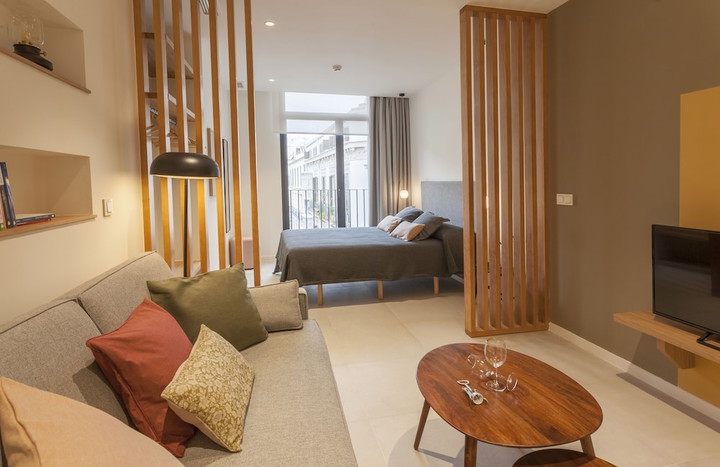 Apartamentos Málaga Premium - Calle Granada - Malaga