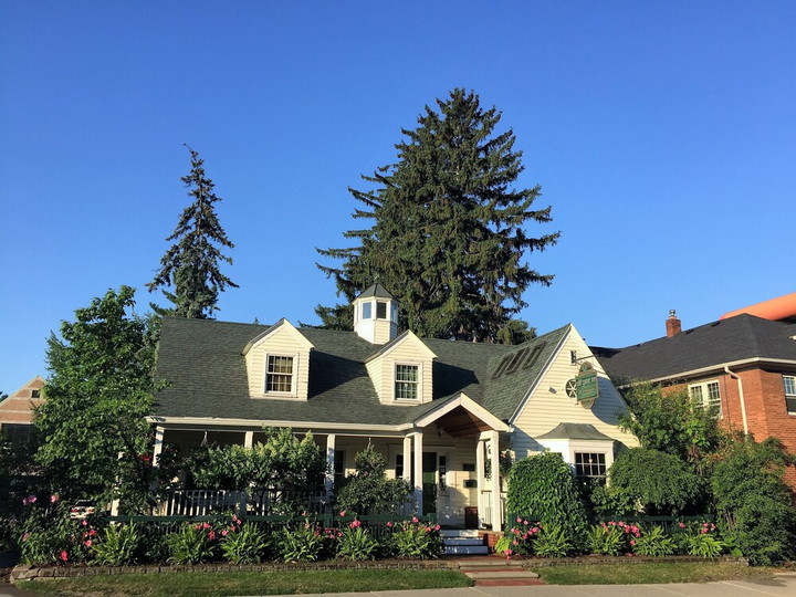 Wild Goose Inn - East Lansing, MI