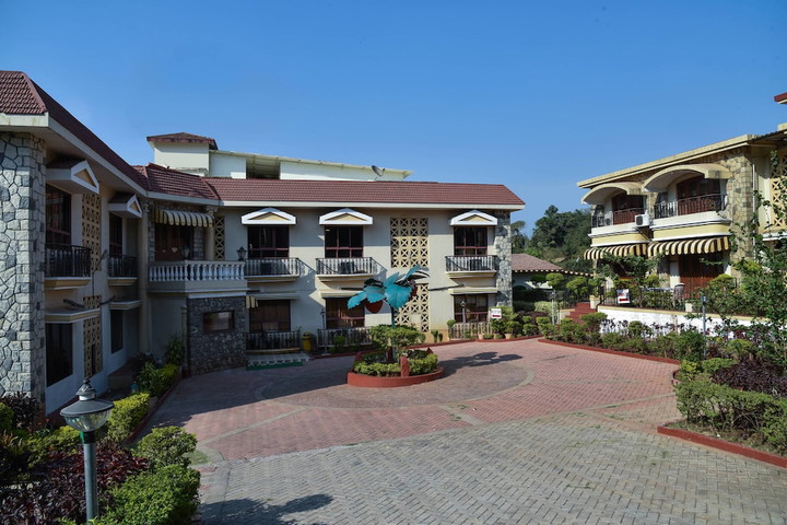 Basilica Holiday Home - Lonavla