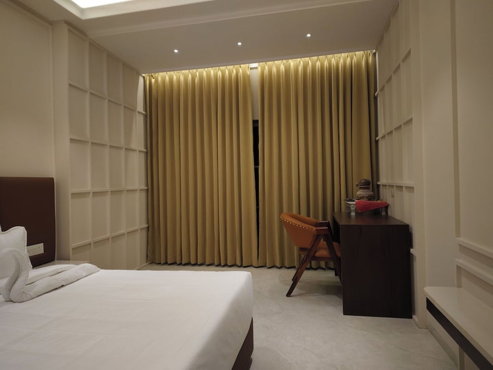 Aceotel Premier Srinivasa, Ujjain - Ujjain