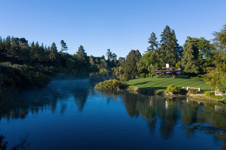 Huka Lodge, Beckons - New Zealand