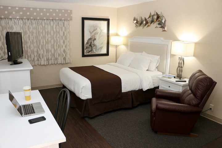 Klopfenstein Inn And Suites - Fort Wayne, IN