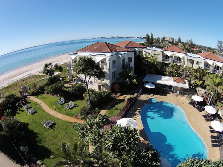 Golden Riviera Beach Resort - Gold Coast