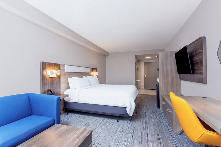 Holiday Inn Express & Suites Ormond Beach - North Daytona By Ihg - Flagler Beach, FL