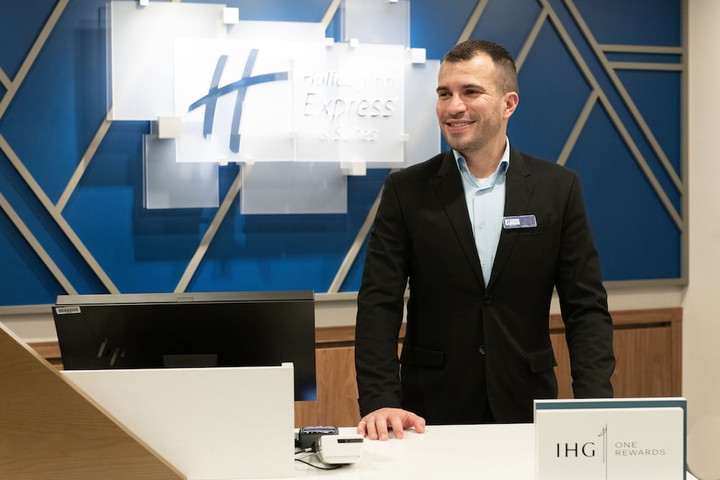 Holiday Inn Express And Suites Moose Jaw By Ihg - Moose Jaw