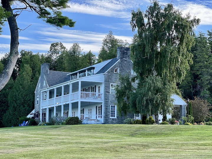 Valcour Inn & Boathouse - Burlington