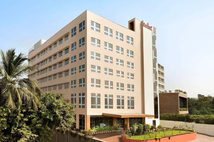 Ramada By Wyndham Jamshedpur - Jamshedpur