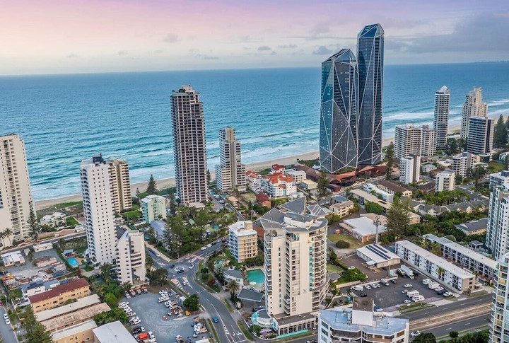 Wings Resort - Private Apartments - Surfers Paradise