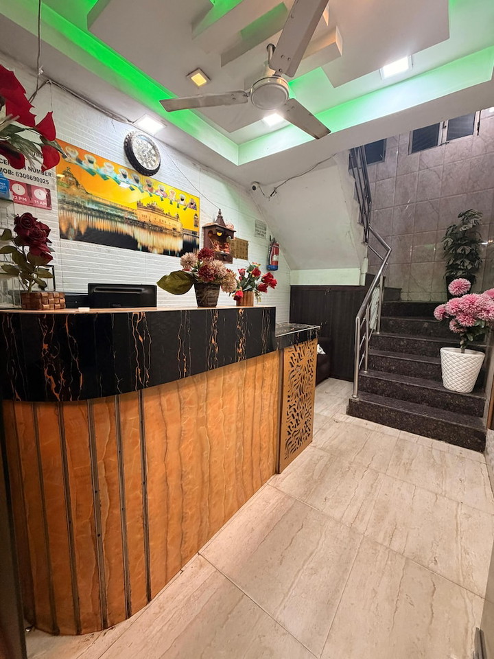 Hotel Park Avenue - Lucknow