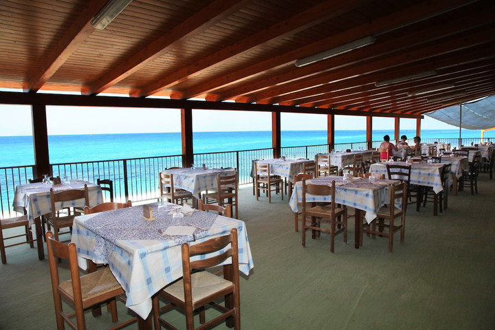 Villagio Camping La Scogliera - Calabria