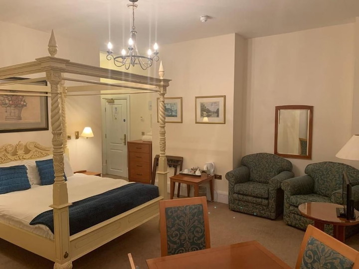 Waterloo Hotel - Newport