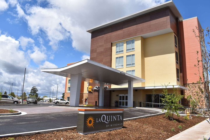 La Quinta Inn & Suites By Wyndham Flagstaff East I-40 - Flagstaff, AZ