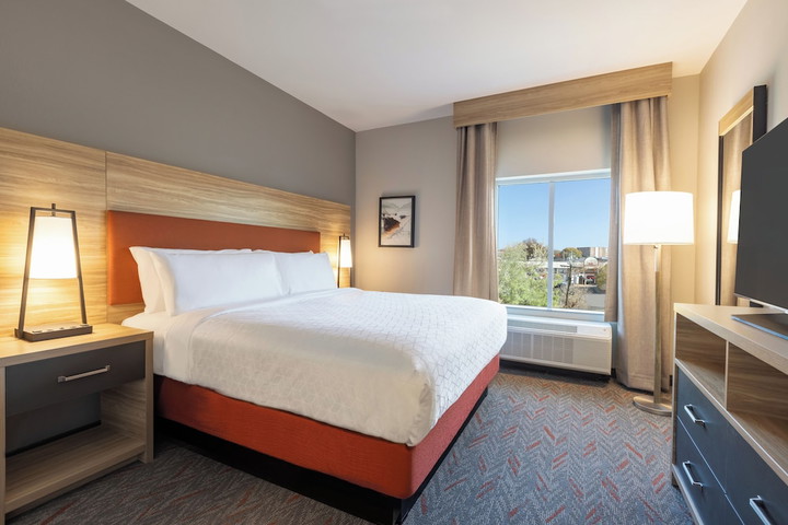 Candlewood Suites Trois Rivieres Ouest By Ihg - Trois-Rivières