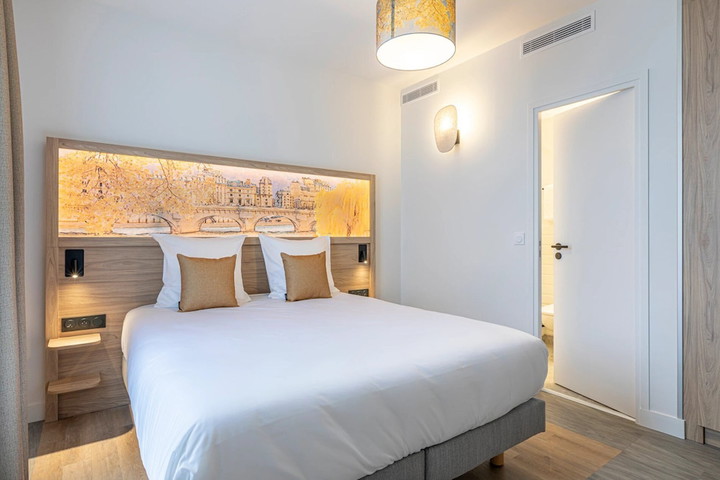 Dantan Hotel - Meudon