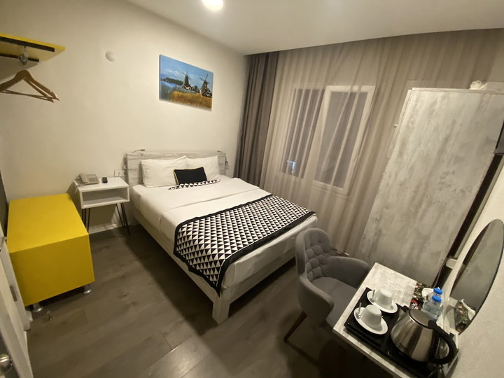 Piano Hotel - Alsancak
