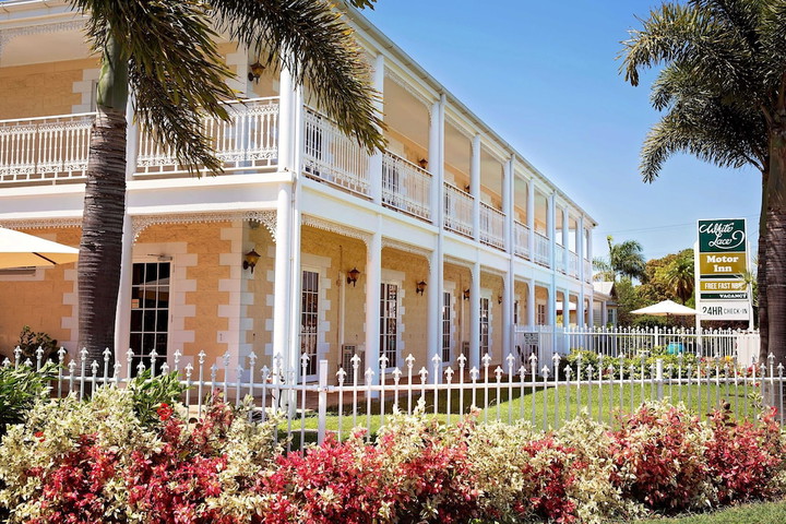 White Lace Motor Inn - Queensland