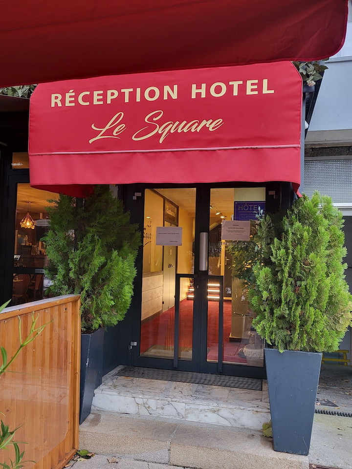 Square Hotel - Aurillac
