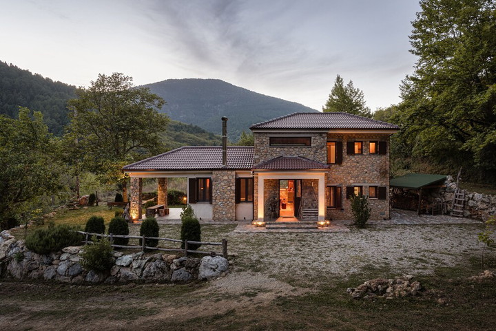 Hidden Stone Chalet - Greece