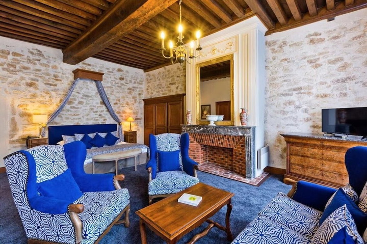 Grand Hôtel De Montespan-talleyrand - Allier
