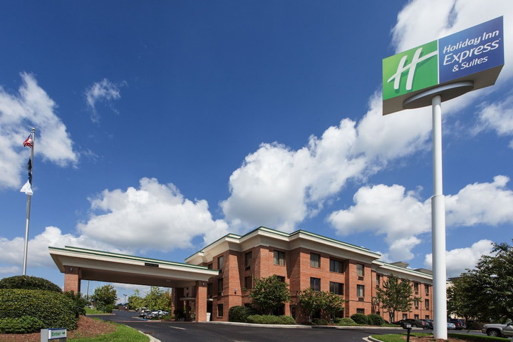 Holiday Inn Express & Suites Columbia-i-20 @ Clemson Rd By Ihg - Columbia, SC