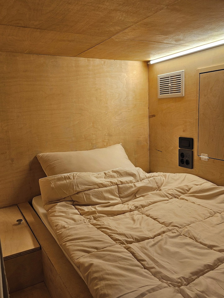 Travel Light Hostel - Busan