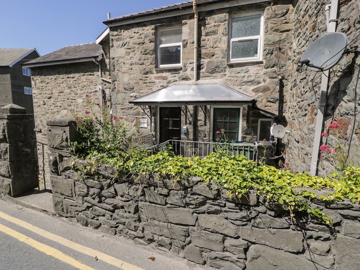4a Victoria Place - Barmouth