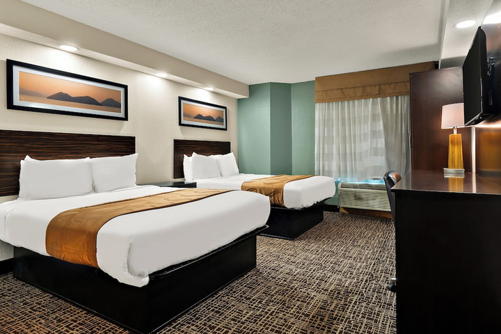 The Point Hotel - Memphis, TN