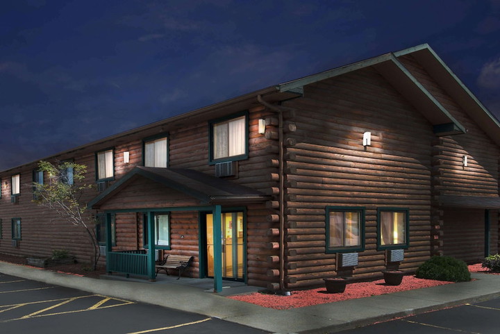 Super 8 By Wyndham Ticonderoga - State of New York