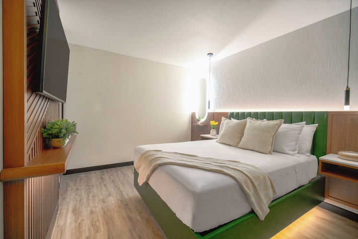 Lyfe Inn & Suites By Aga- North Hollywood Universal Studios - Burbank, CA