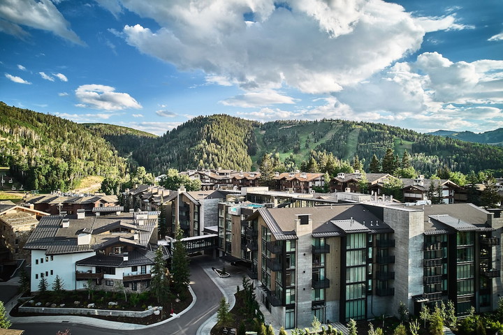Goldener Hirsch, Auberge Collection - Snowbird, UT
